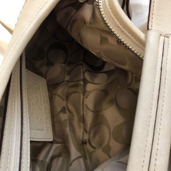 Coach | Bags | Authentic Ivory Leather Coach Purse And Wallet | Poshmark